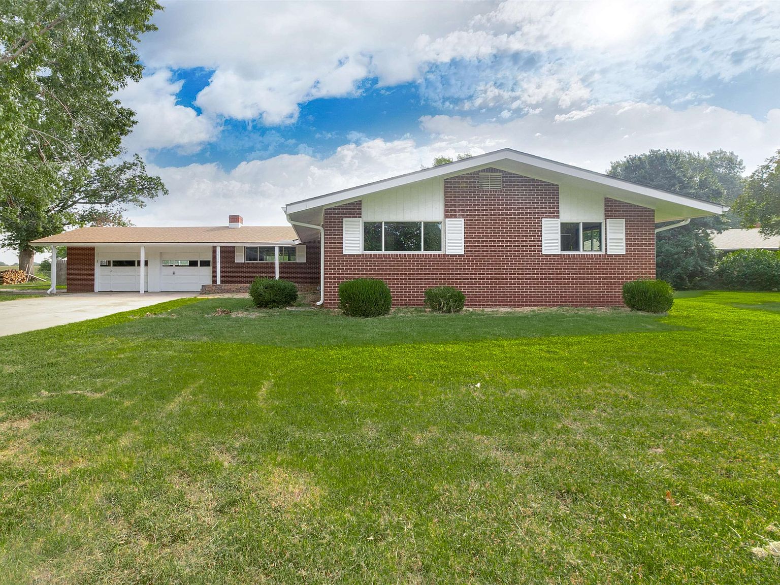 1610 W 34th St N, Wichita, KS 67204 | Zillow