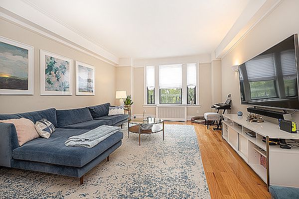 425 Riverside Dr APT 2K, New York, NY 10025 | Zillow