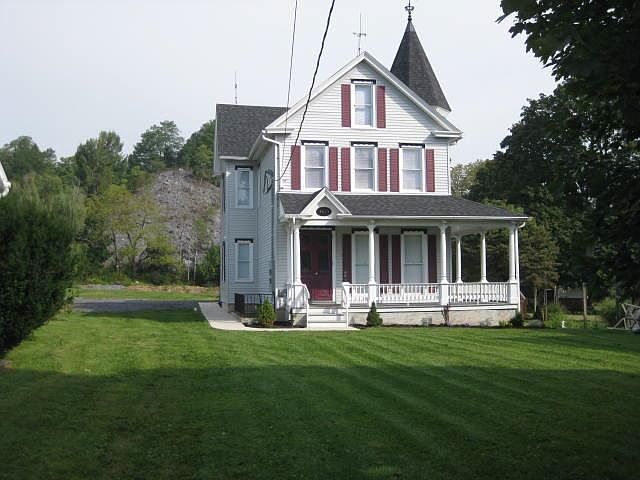 4025-4029 Main St, Slatedale, PA 18079 | Zillow