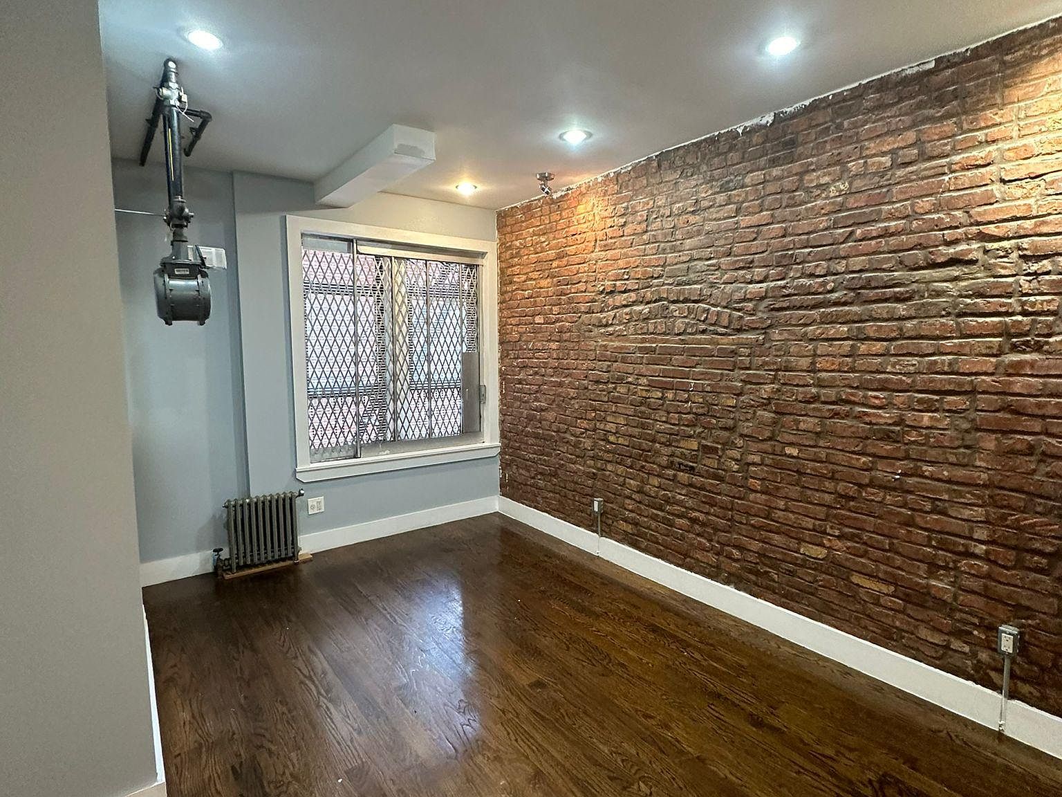 2018 Monterey Ave #2L, Bronx, NY 10457 | Zillow