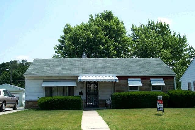 2829 N Schofield Ave, Indianapolis, IN 46218 | Zillow