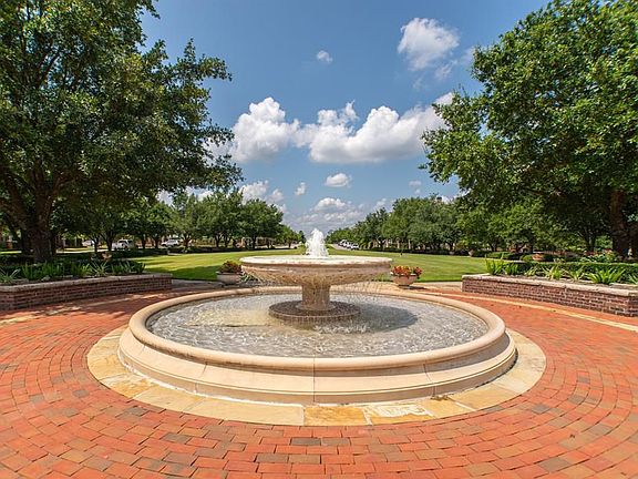 14 Jetty Point Dr, Spring, TX 77380 | Zillow