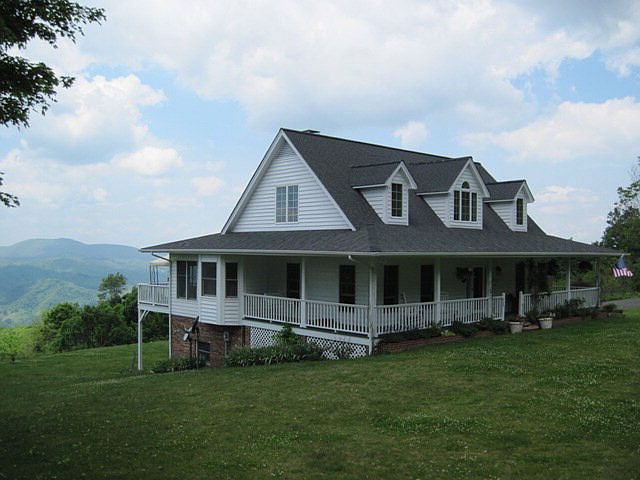 2688 Rich Mountain Rd, Zionville, NC 28698 | Zillow