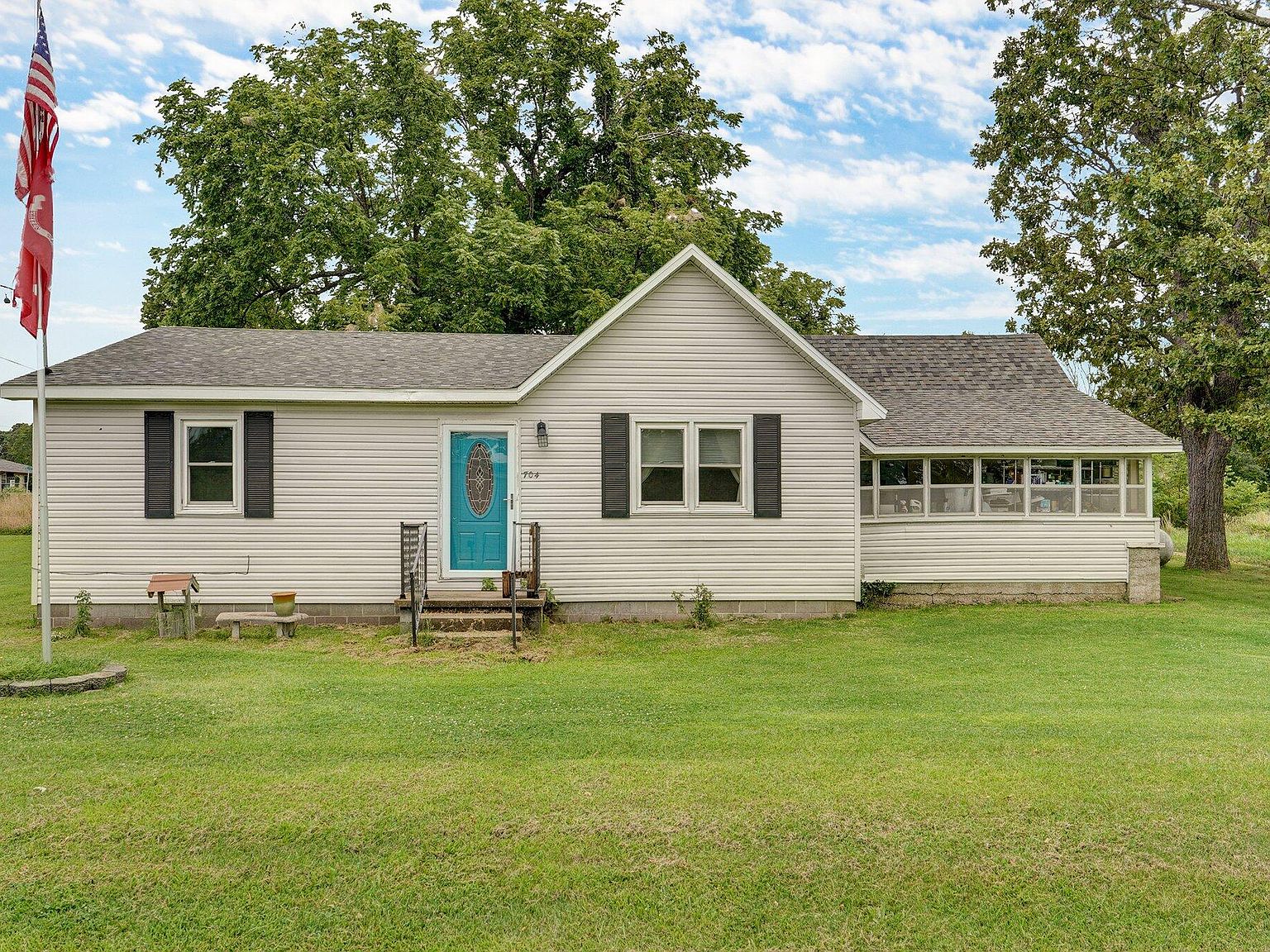 704 E Main Street, Miller, MO 65707 | Zillow