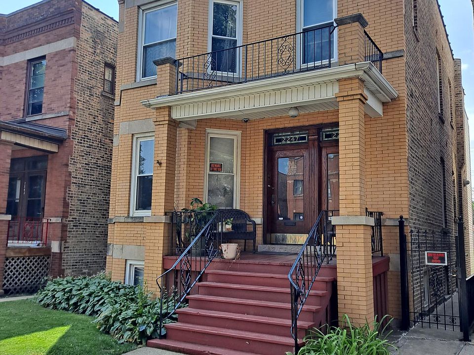2247 W Addison St #1, Chicago, IL 60618 | Zillow
