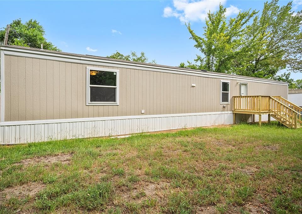 202 S Trice St Willis, TX, 77378 - Apartments for Rent | Zillow