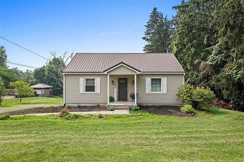 379 Moon Clinton Rd, Coraopolis, PA 15108 | Zillow