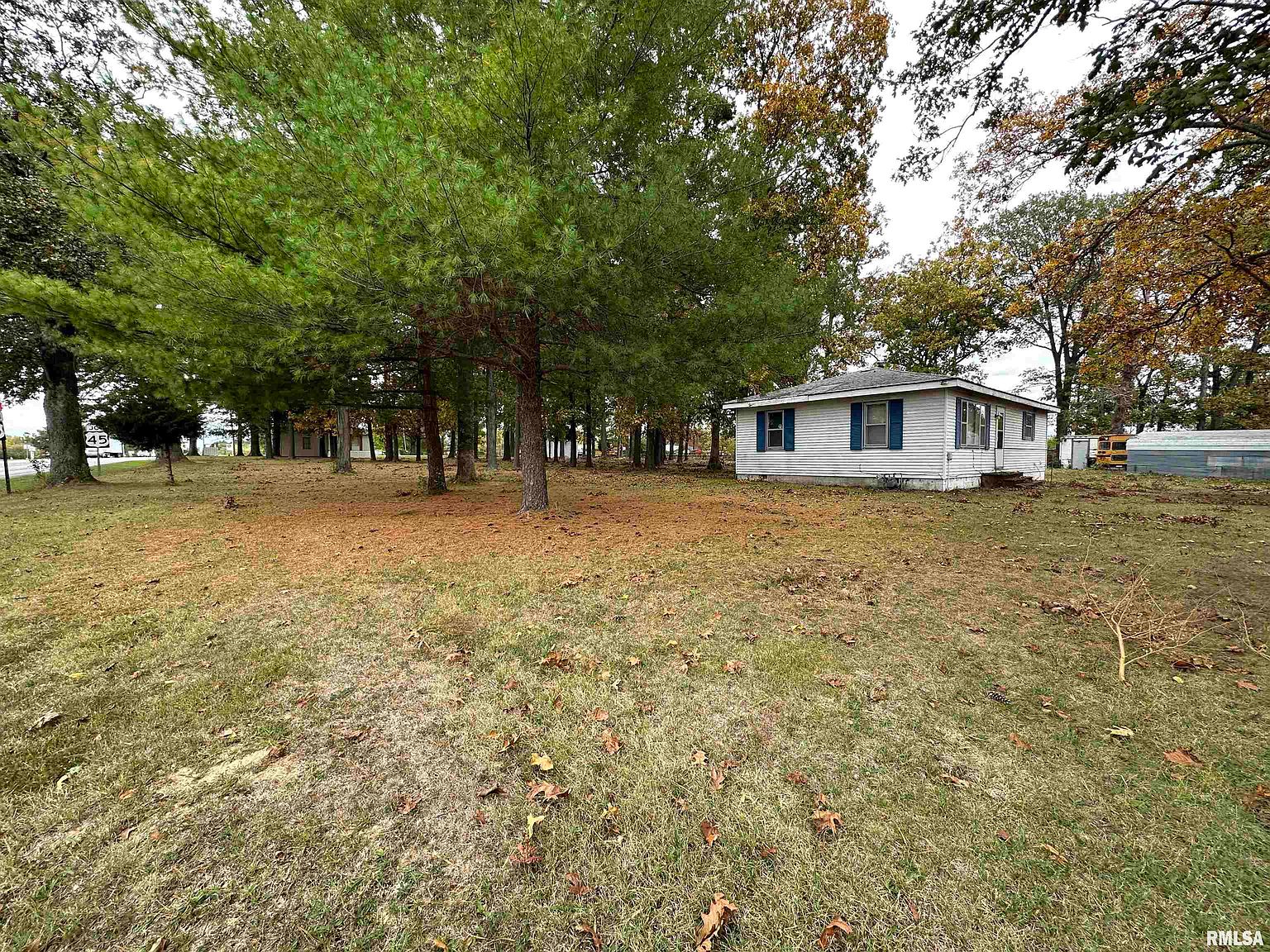 576 Illinois St, Norris City, IL 62869 | Zillow