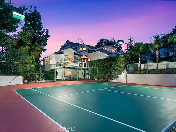 10282 Ambervale Ln, Santa Ana, CA 92705 | MLS #OC23185751 | Zillow