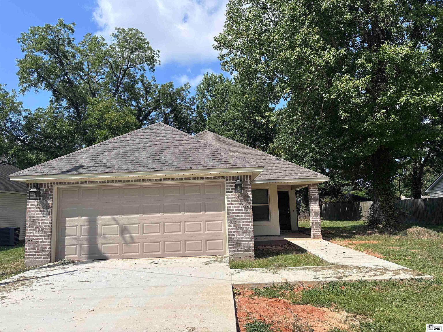1676 Girard Rd, Rayville, LA 71269 | MLS #215147 | Zillow
