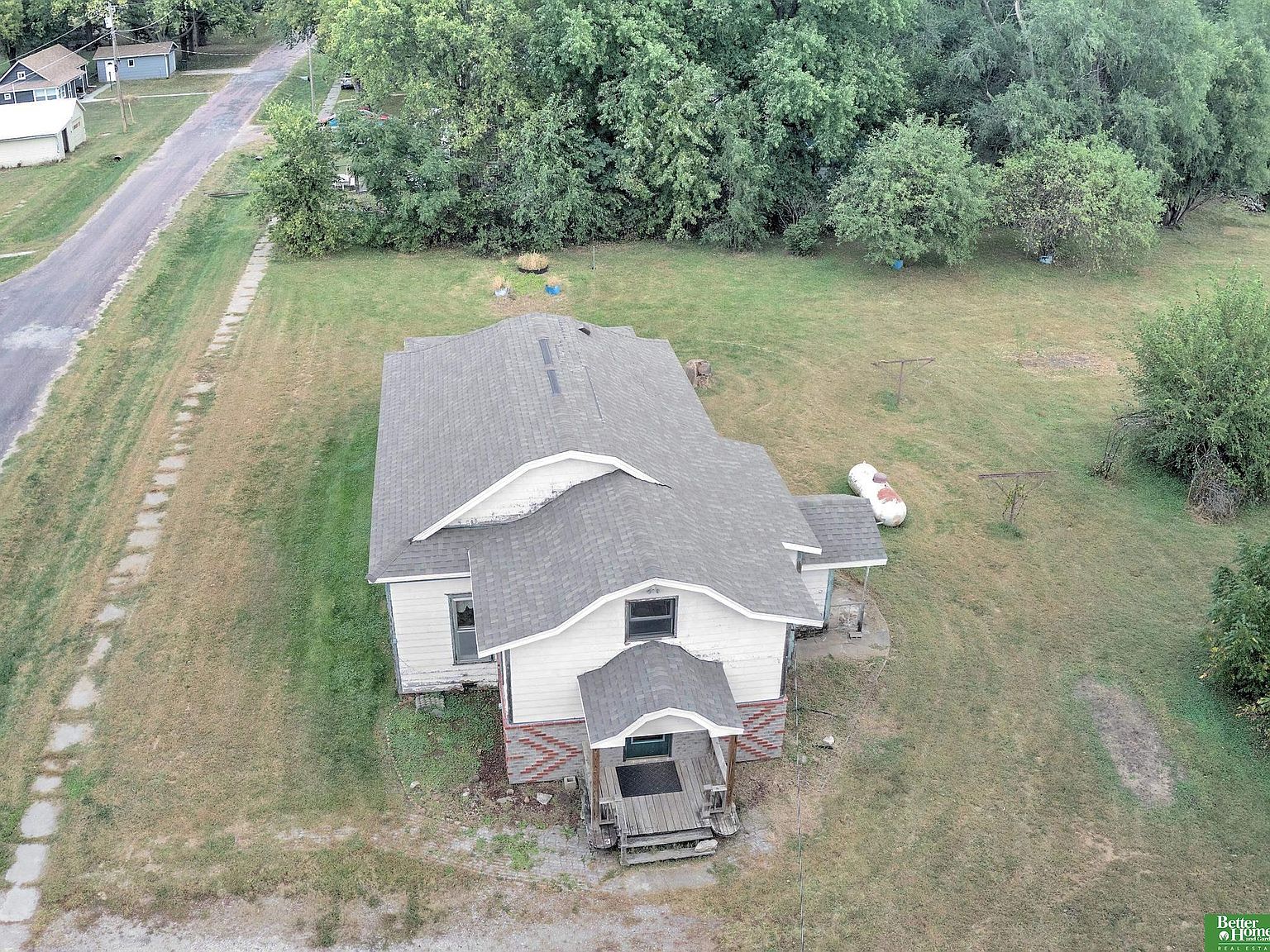 133 E 6th St, Ithaca, NE 68033 | Zillow