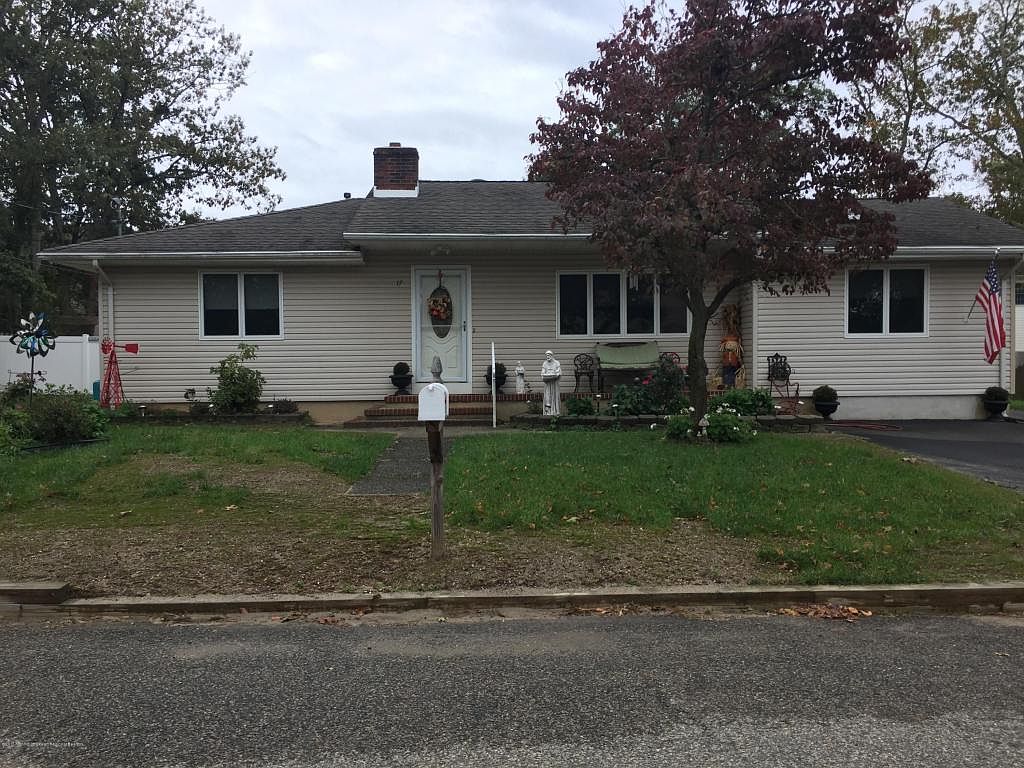 17 Pinewood Dr, Brick, NJ 08724 | Zillow