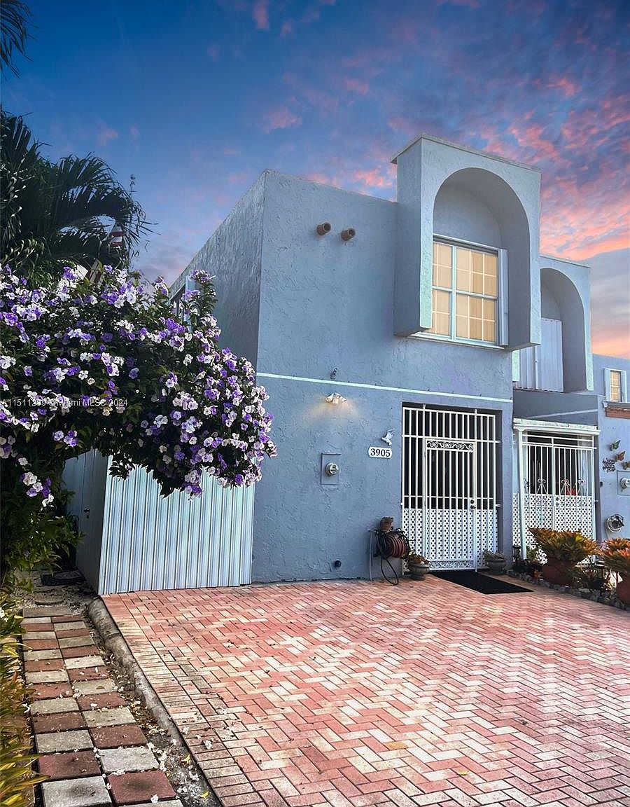 3905 W 8th Way #15, Hialeah, FL 33012 | MLS #A11511239 | Zillow