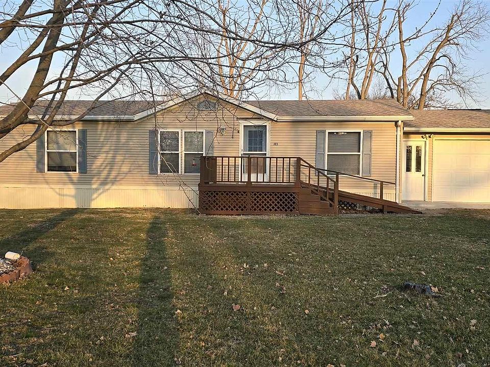 303 N 1st St, La Harpe, IL 61450 | Zillow