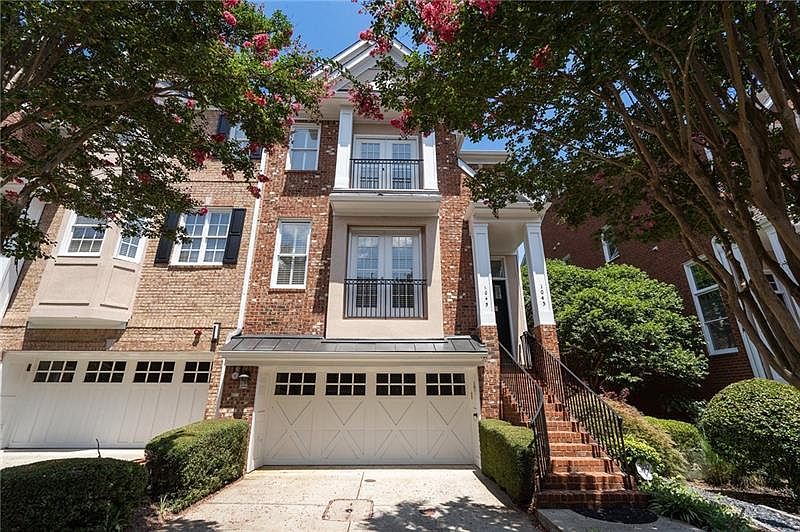 1045 Emory Parc Pl, Decatur, GA 30033 | Zillow