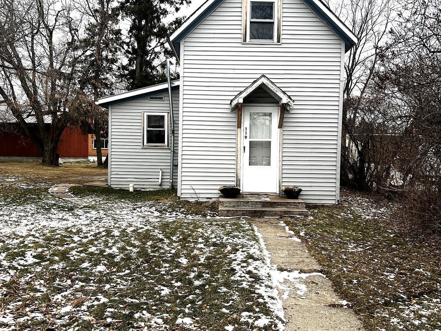 119 Elm St SW, Clearbrook, MN 56634 | MLS #6470601 | Zillow