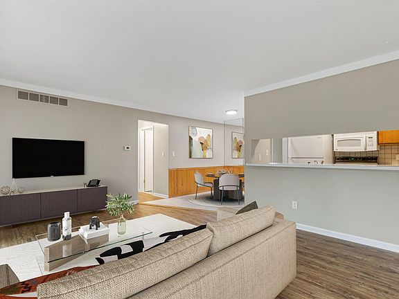 45511 Ledgewood Dr, Macomb, MI 48044 | MLS #50157655 | Zillow