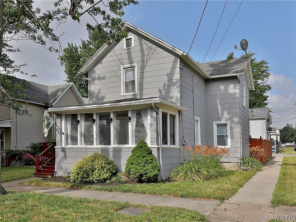 236 Lock St, Lockport, NY 14094 | Zillow