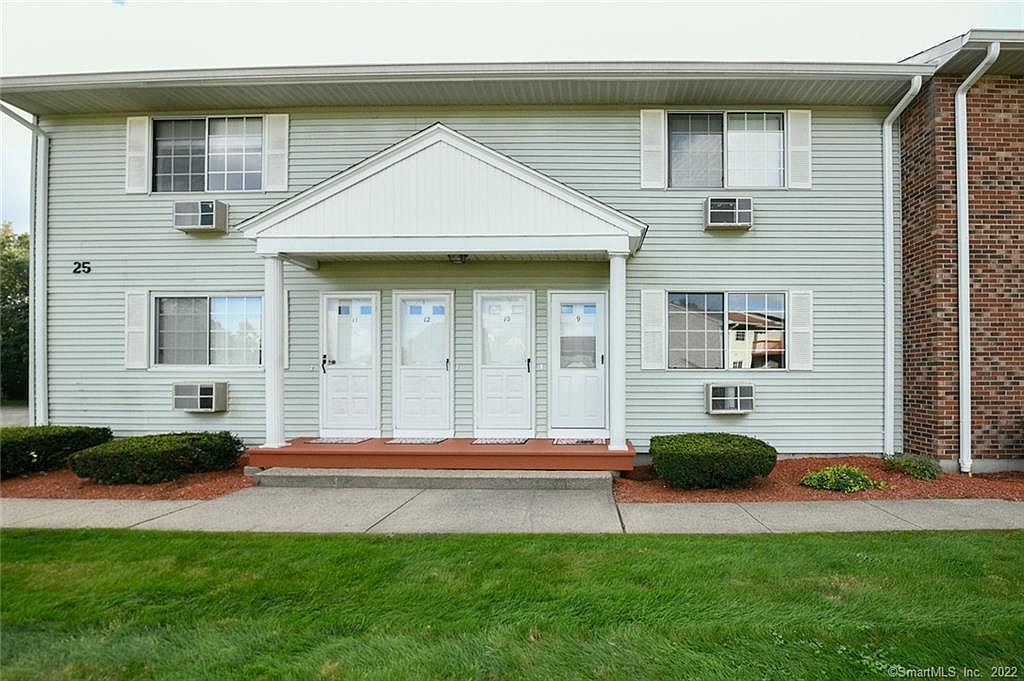 25 Lisa Ct APT 9, Waterbury, CT 06704 | Zillow