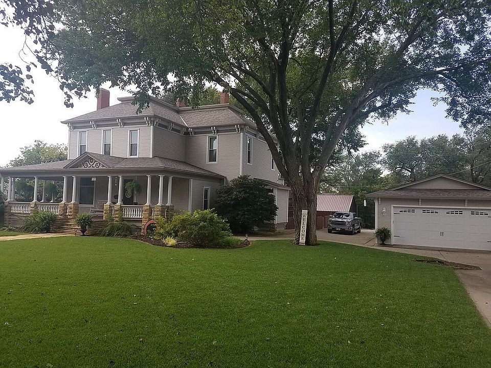409 N Hersey Ave, Beloit, KS 67420 | Zillow