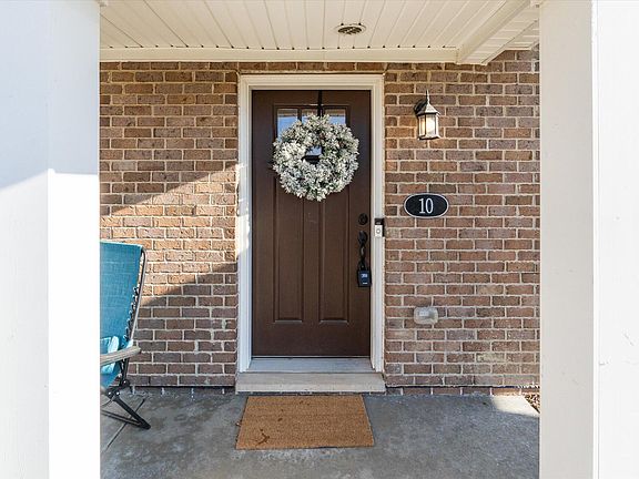 2500 Normandy Rd, Royal Oak, MI 48073 | MLS #24007585 | Zillow