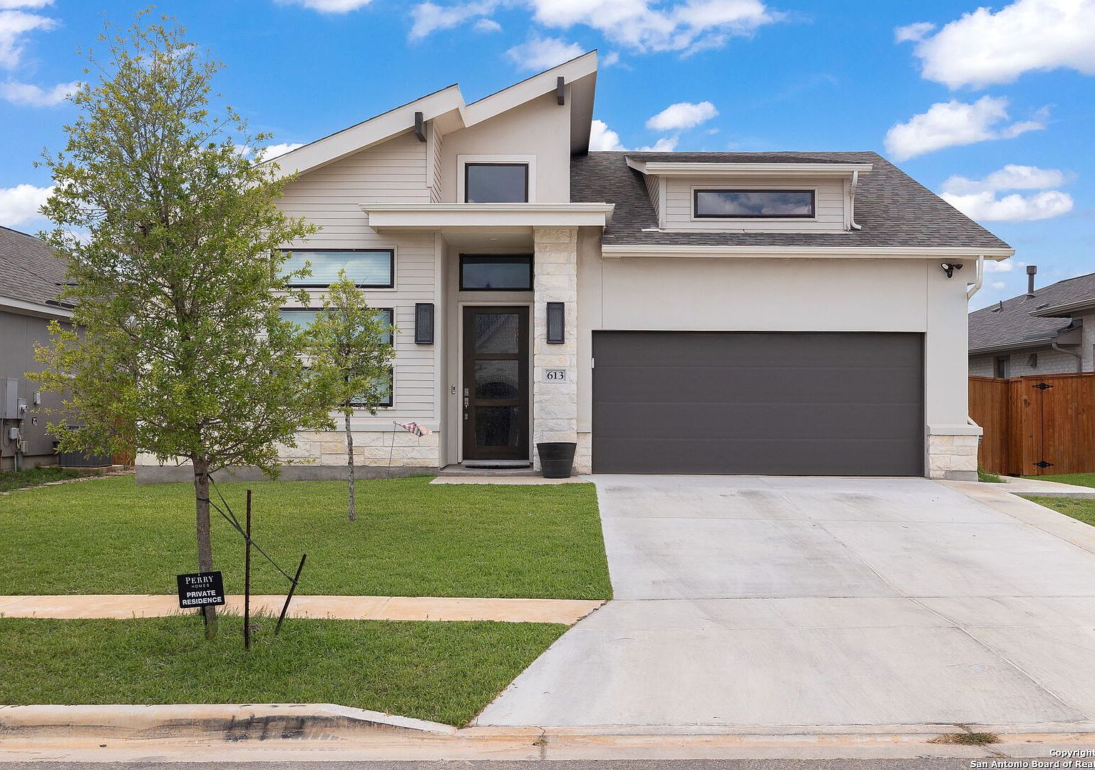 613 Meade, New Braunfels, TX 78132 | MLS #1893227 | Zillow