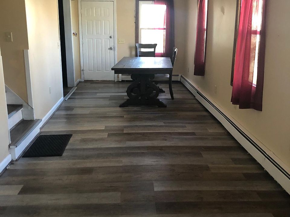 1699 Elmwood Ave Warwick RI | Zillow