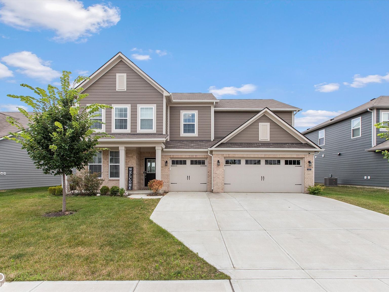 2442 S Copperstone Dr, New Palestine, IN 46163 | Zillow