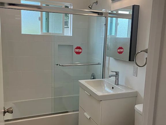 10727 Woodbine St #2-2-4, Los Angeles, CA 90034 | Zillow