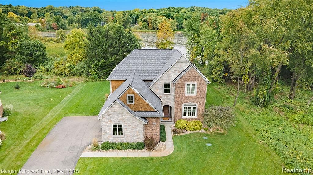 7217 Ingomar Ln, Clarkston, MI 48348 | Zillow