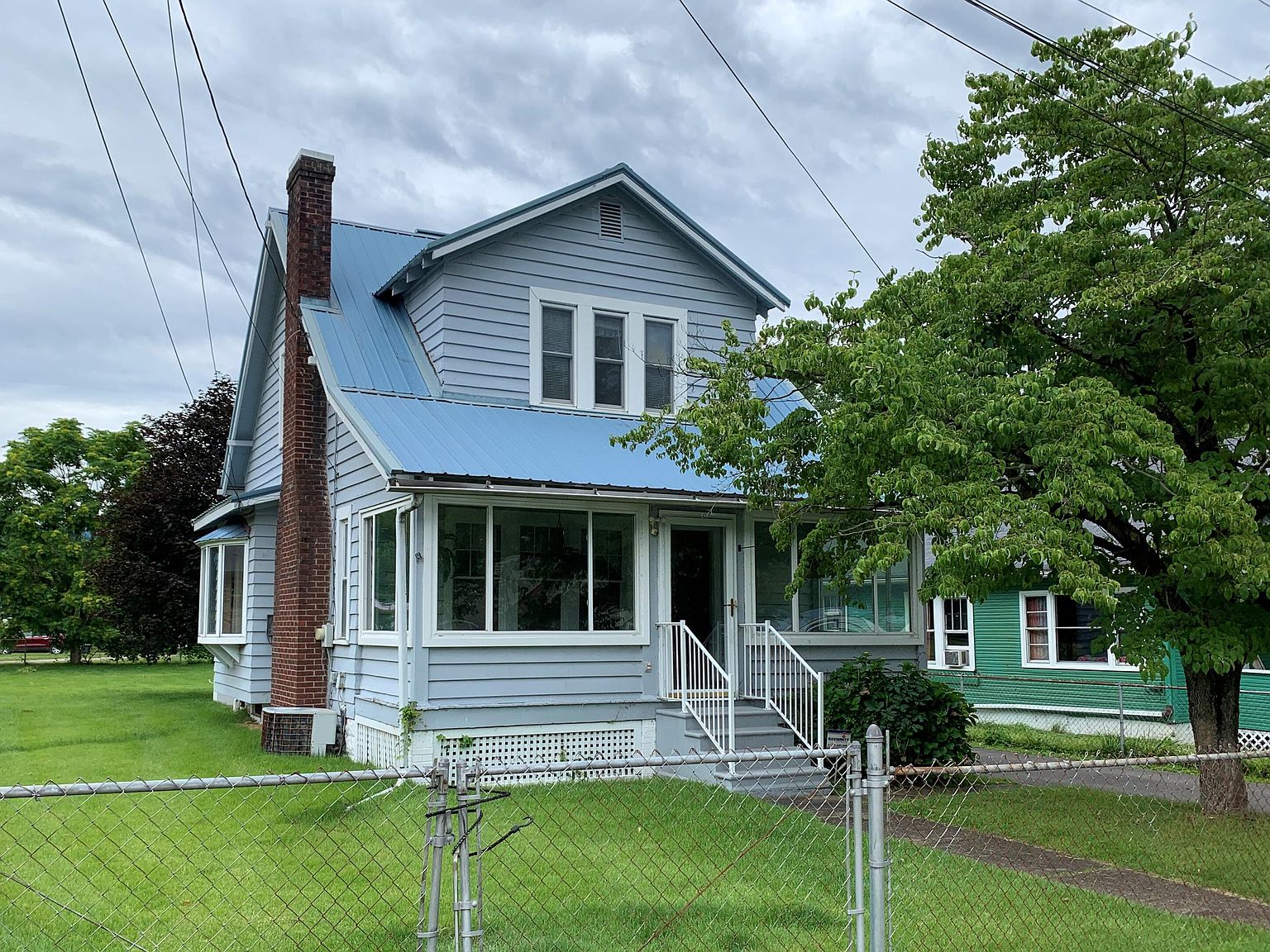 91 Deepwater St, Deep Water, WV 25057 | Zillow