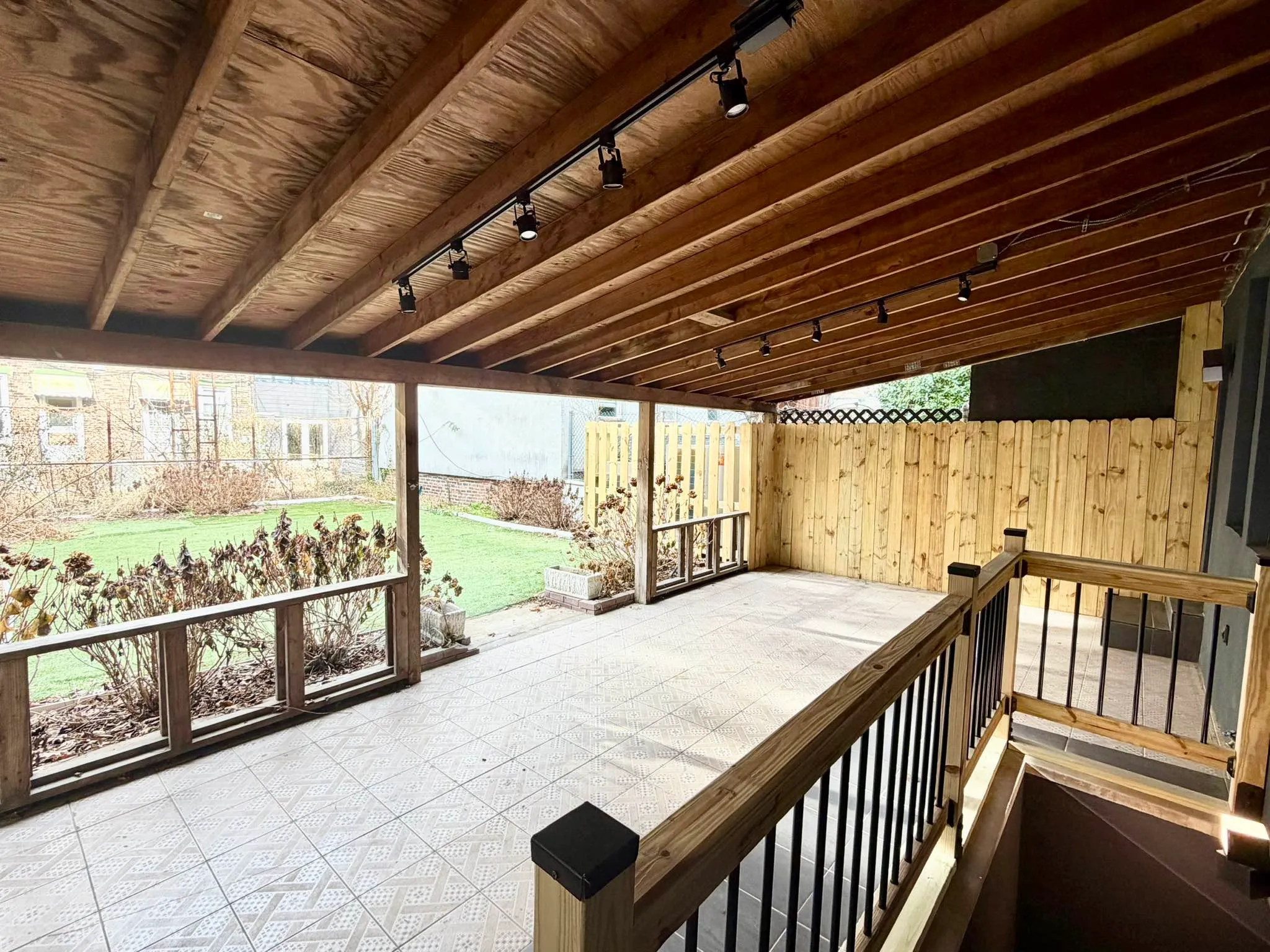 183 Green Street GARDEN-UNIT in Greenpoint, Brooklyn | StreetEasy