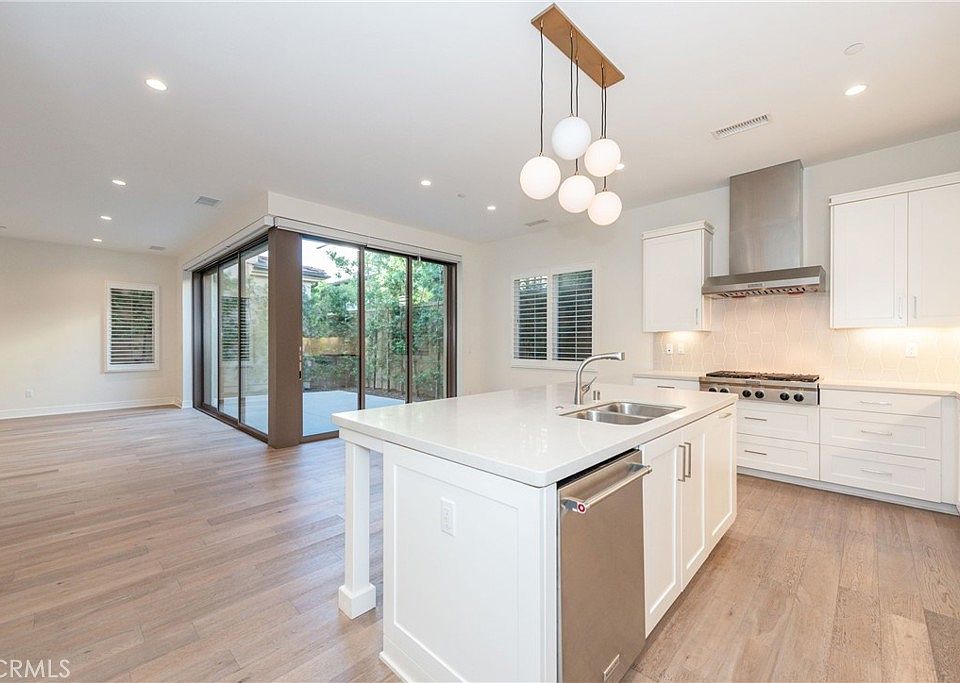163 Linda Vis, Irvine, CA 92618 | MLS #OC23174583 | Zillow