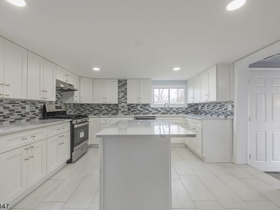 32 Anderson St, Raritan, NJ 08869 | MLS #3825570 | Zillow