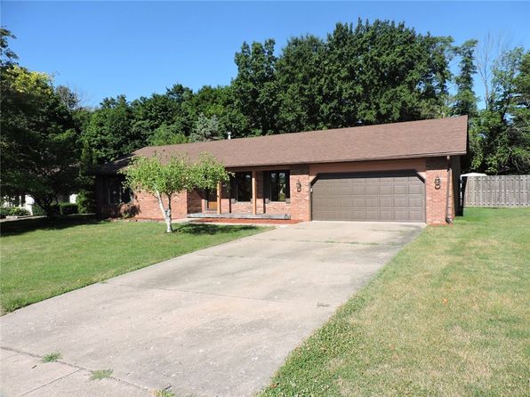 61832 Real Estate - 61832 Homes For Sale | Zillow