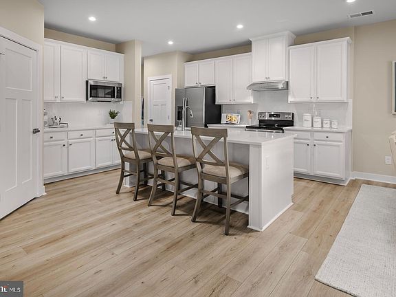 524 Sativa Dr, Honey Brook, PA 19344 | MLS #PACT2091126 | Zillow