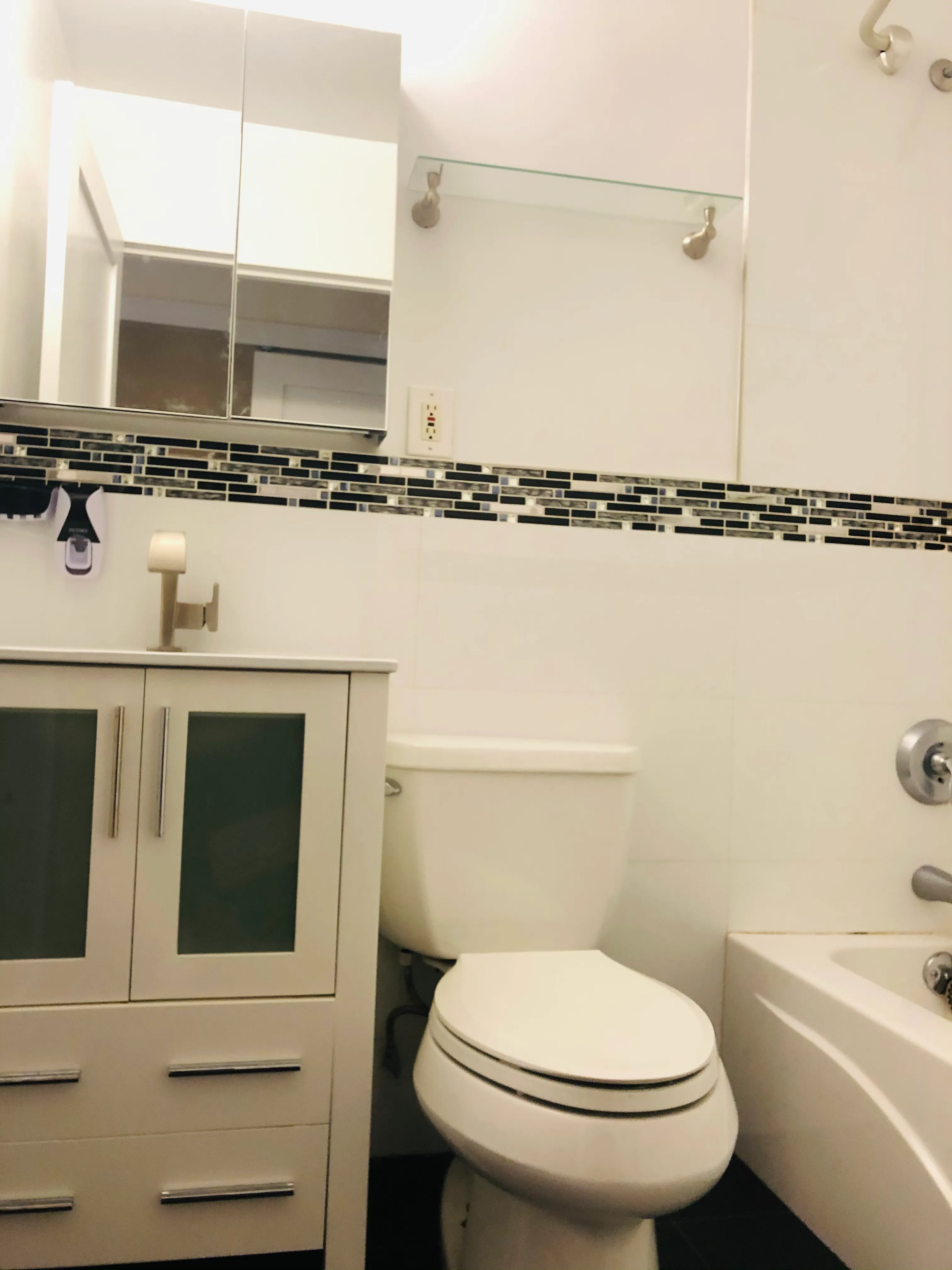 123-33 83rd Avenue #306 in Kew Gardens, Queens | StreetEasy