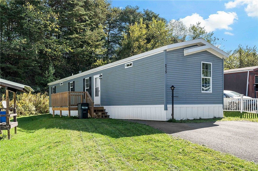 215 Valley View Dr N, Oakdale, PA 15071 | MLS #1674722 | Zillow