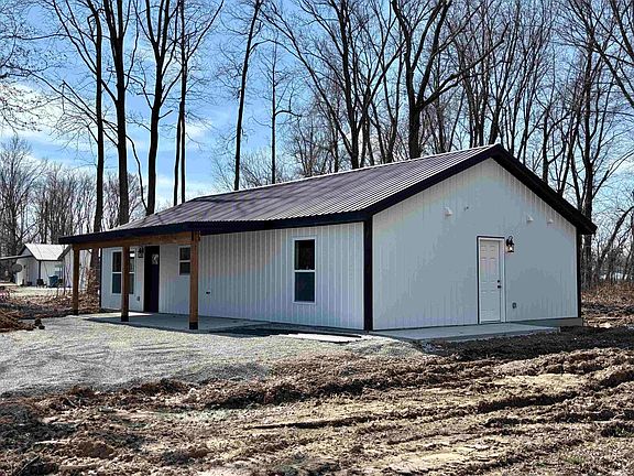 348 N Virgil St, Jasonville, IN 47438 | Zillow