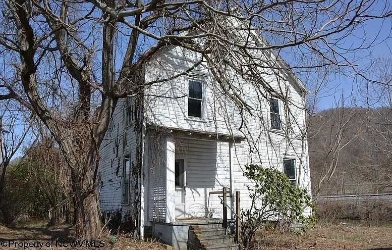 22 Spielers Dr, Proctor, WV 26055 | Zillow