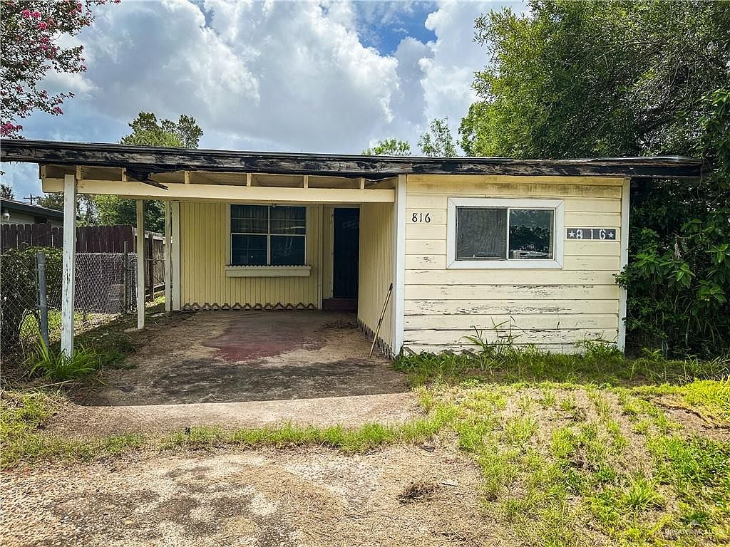816 N Carlson St, Elsa, TX 78543 | Zillow