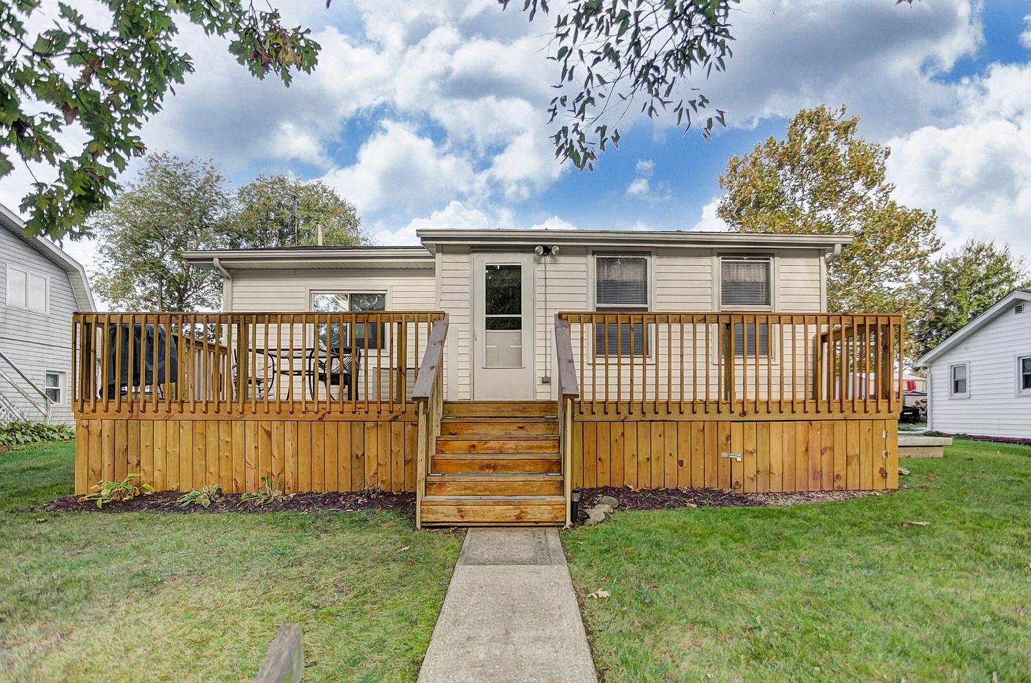 5245 N 290 W, Howe, IN 46746 | Zillow