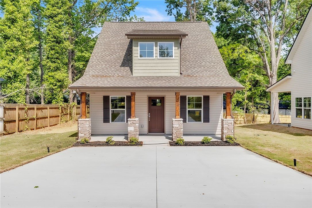 218 Saluda St, Belton, SC 29627 | Zillow