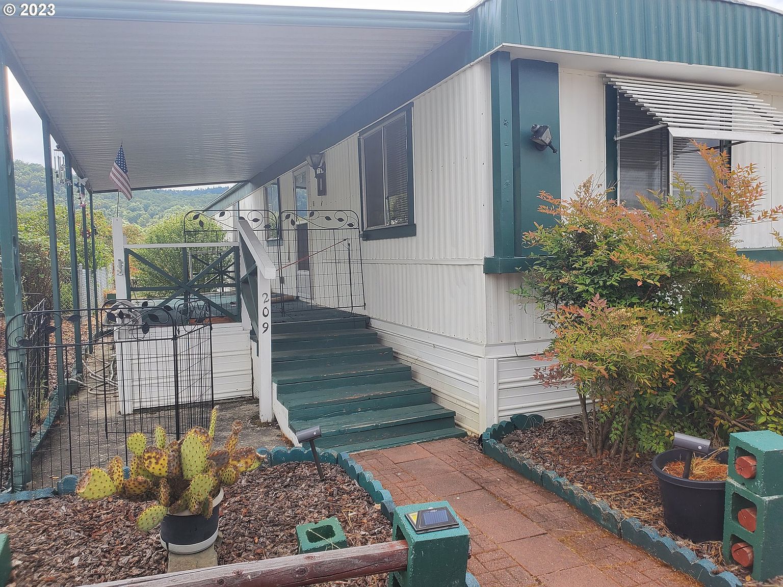 209 Shadow Ranch Ln, Roseburg, OR 97470 | Zillow