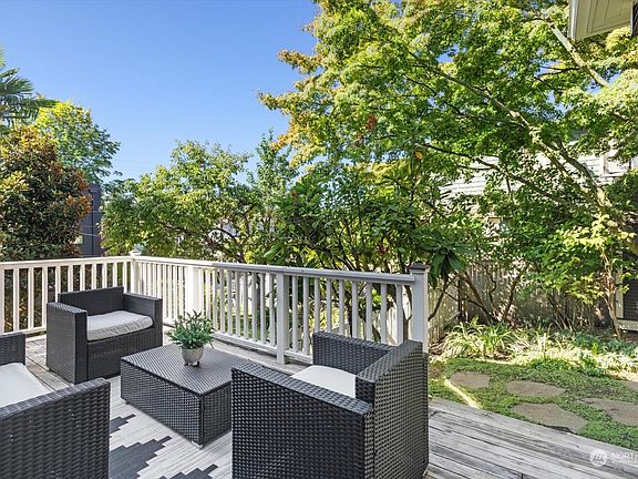 5556 Canfield Place N, Seattle, WA 98103 | MLS #2162378 | Zillow