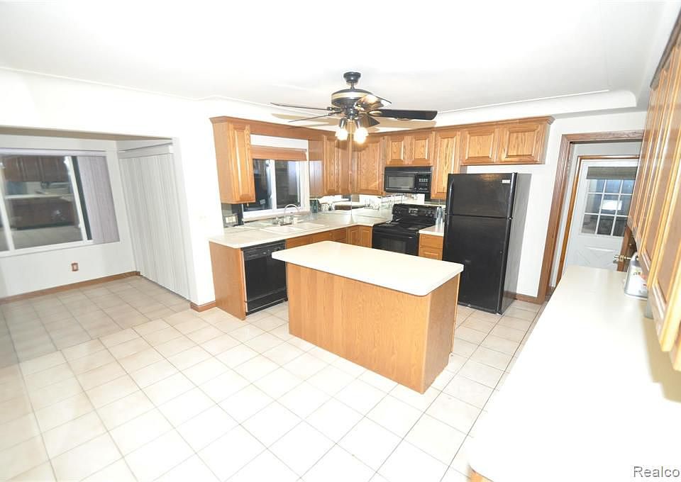 45900 Dequindre Rd, Shelby Township, MI 48317 | Zillow