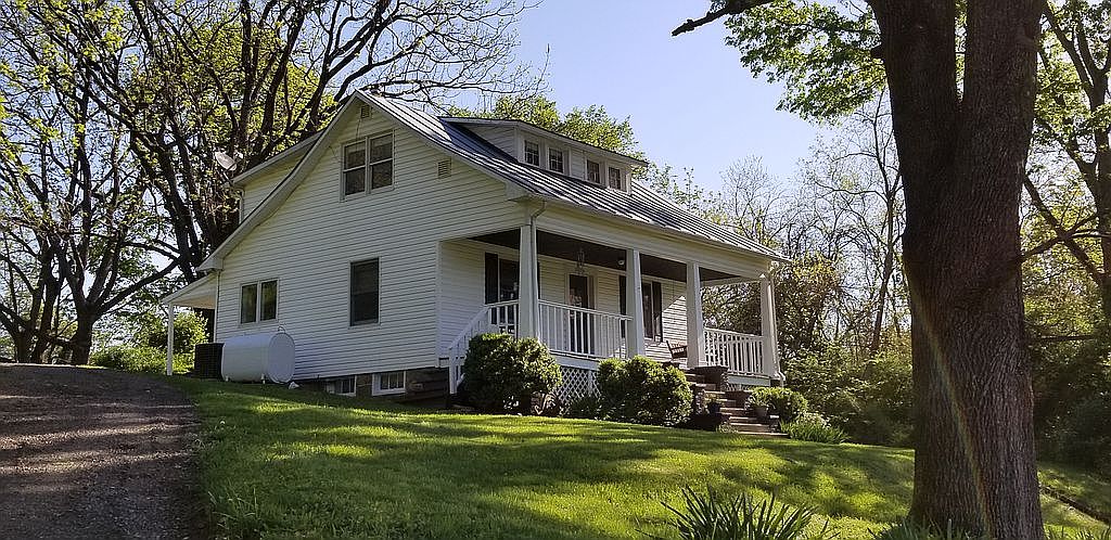 39014 Hughesville Rd, Leesburg, VA 20175 | Zillow