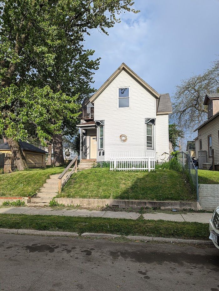 1234 Highland Ave, Racine, WI 53403 | Zillow