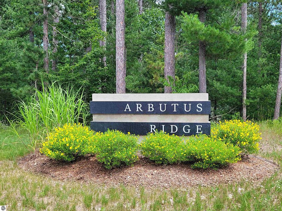 2296 Arbutus Ridge Dr, Traverse City, MI 49696 | Zillow