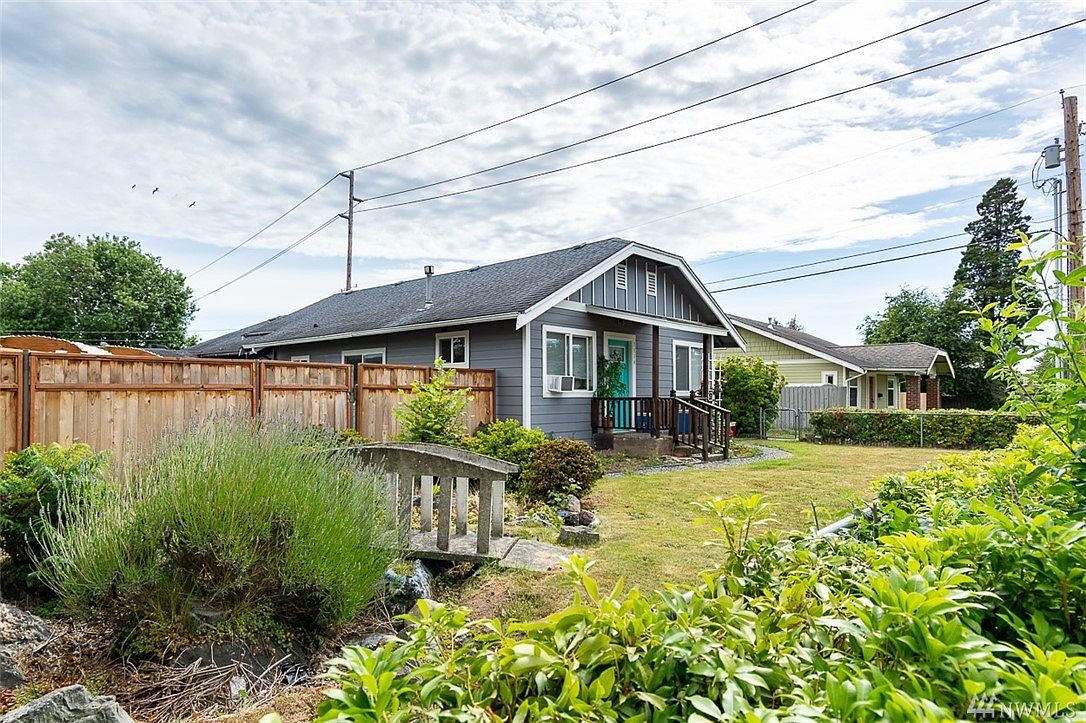 1114 Alabama St, Bellingham, WA 98229 | Zillow